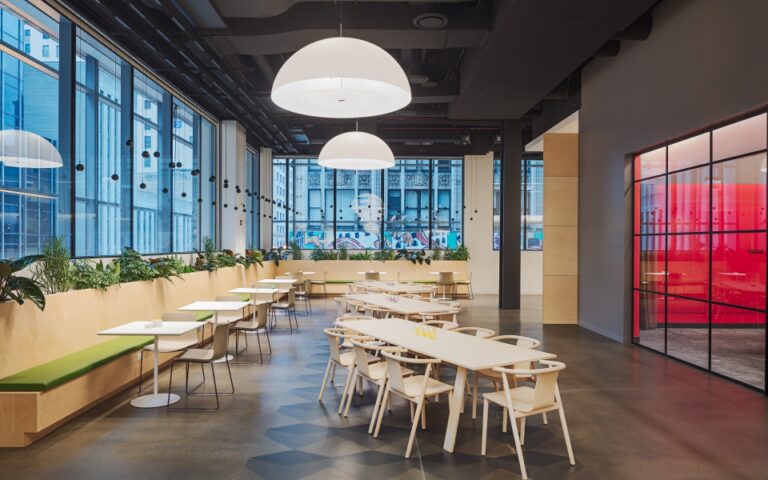 Top 10 Factors to Consider When Selecting a Meeting Location | Convene