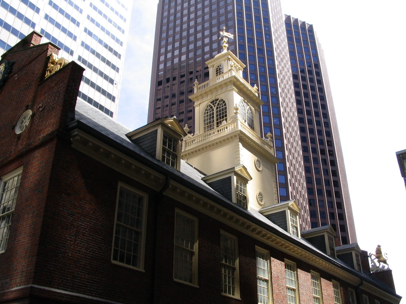 Complete Locals' Guide: Convene One Boston Place
